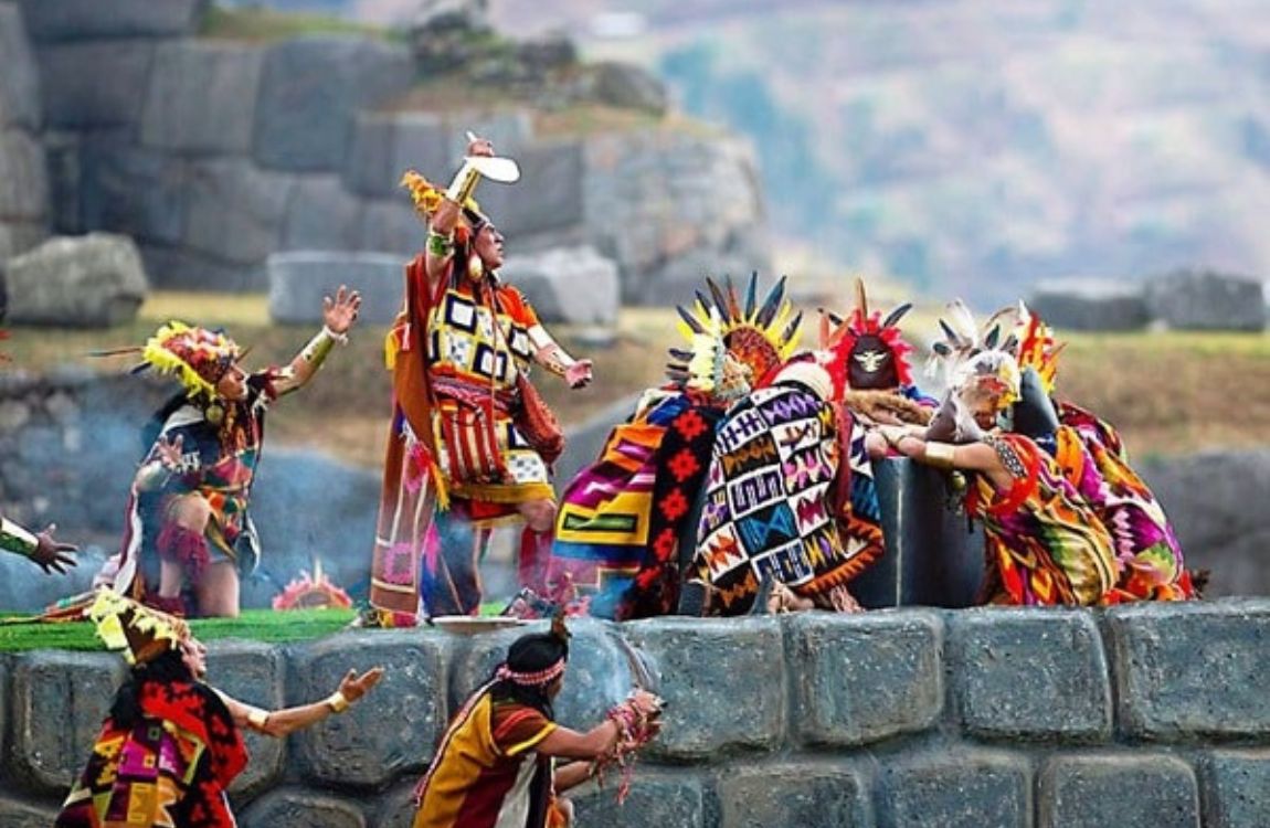 La Fiesta del Sol en el Inti Raymi, que celebra la vida, la naturaleza ...