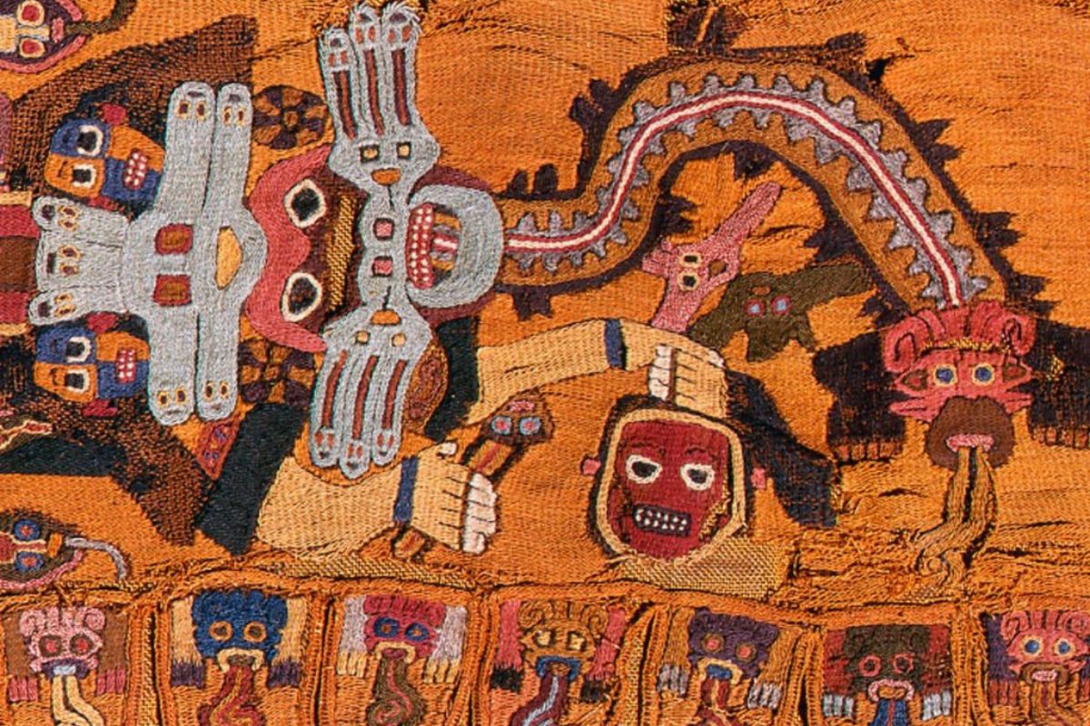 El legado textil de los mantos Paracas, con más de dos mil años de historia