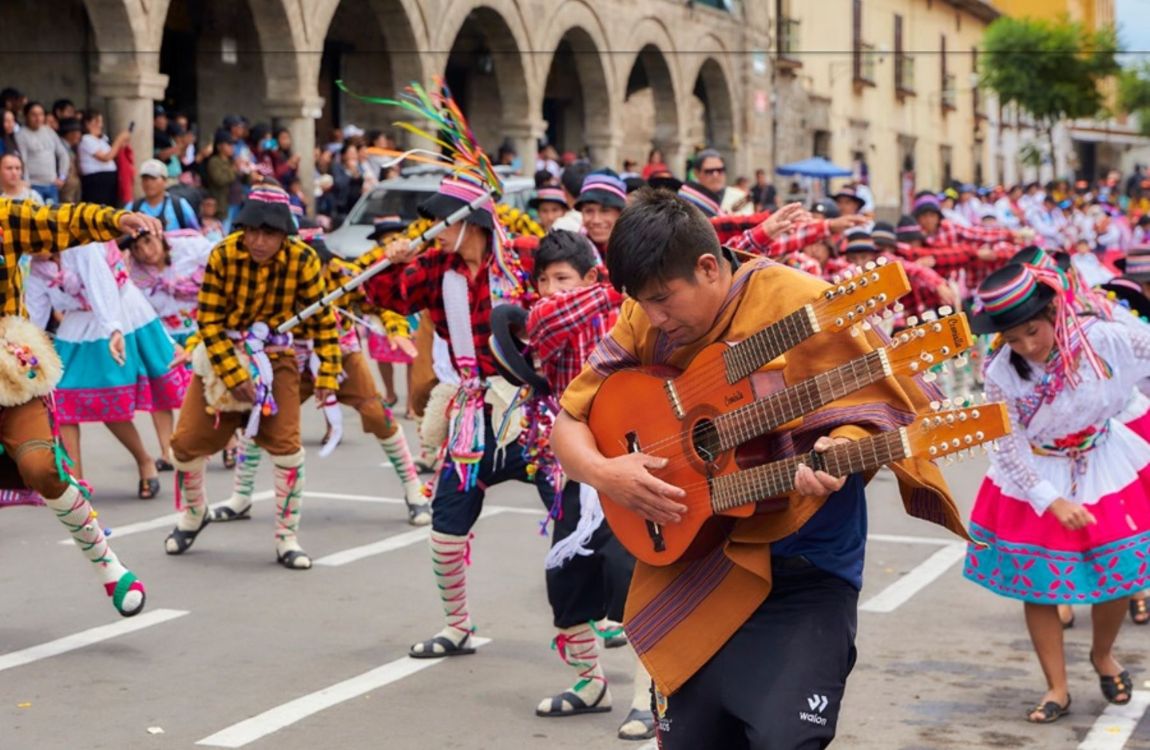 La Magia del Carnaval Peruano: Descubre cómo se celebran en todo el Perú